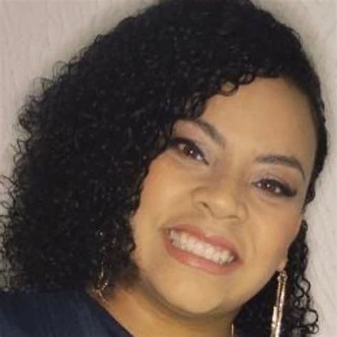 Raquel Freitas Raquelfreitas2025 • Threads Say More