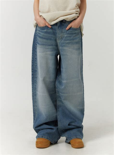 Wide Leg Denim Jeans CF406 - Korean Women's Fashion | LEWKIN