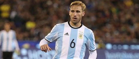 قنوات الكأس الرياضية الأخبار الارجنتيني لوكاس بيليا قد يغيب عن مونديال روسيا