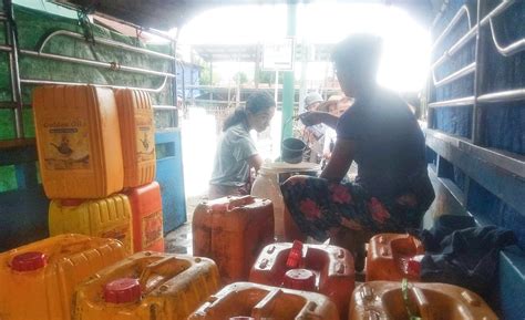 ကြံခင်းမြို့နယ်တွင် မြန်မာနိုင်ငံ ဆီကုန်သည်နှင့်ဆီလုပ်ငန်းရှင်များအသင