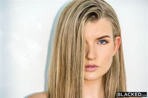 Mia Melano Blacked Woman Crush Everyday Beauty Long Hair Styles