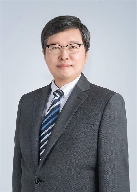 홍익대 박상주 총장 취임연구·교육 토대 굳건히 하겠다 홍익대 박상주 총장 취임연구·교육 토대 굳건히 하겠다