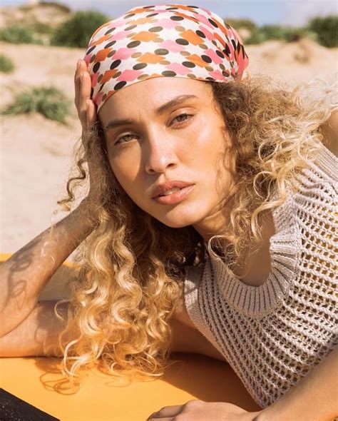 Picture Of Ane Freitas