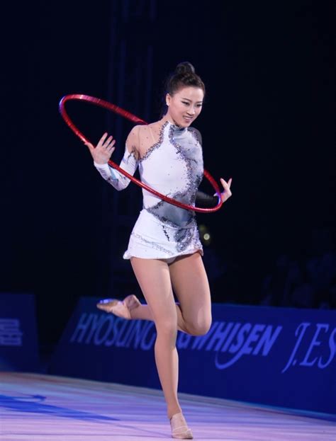 Asian Sirens · Son Yeon Jae