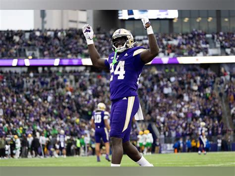 Washington Running Back Adam Mohammed Plans To Enter The Transfer