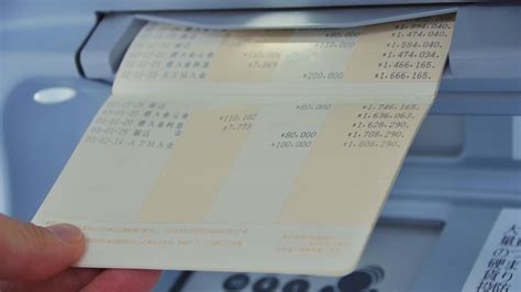 「1万円を返金します」信じた78歳母、50万円の詐欺被害に。…「振り込み」じゃない、巧妙化する近年の詐欺手口は〈直接手渡し〉 ゴールドオンライン