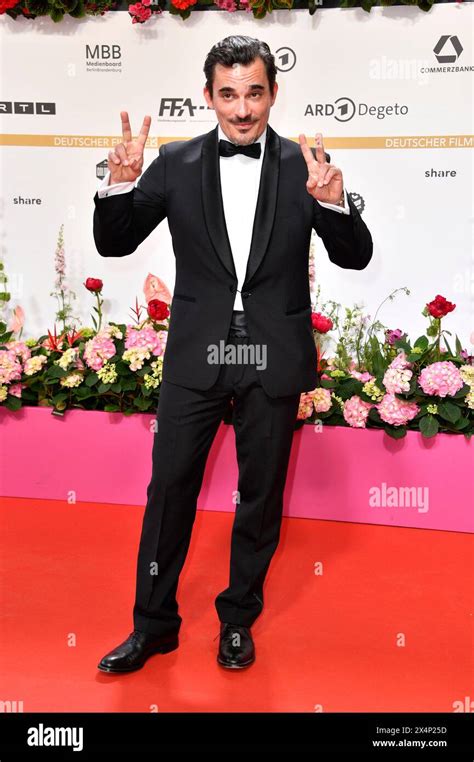 Hannes Wegener Bei Der 74 Verleihung Des Deutschen Filmpreises 2024 Im Theater Am Potsdamer