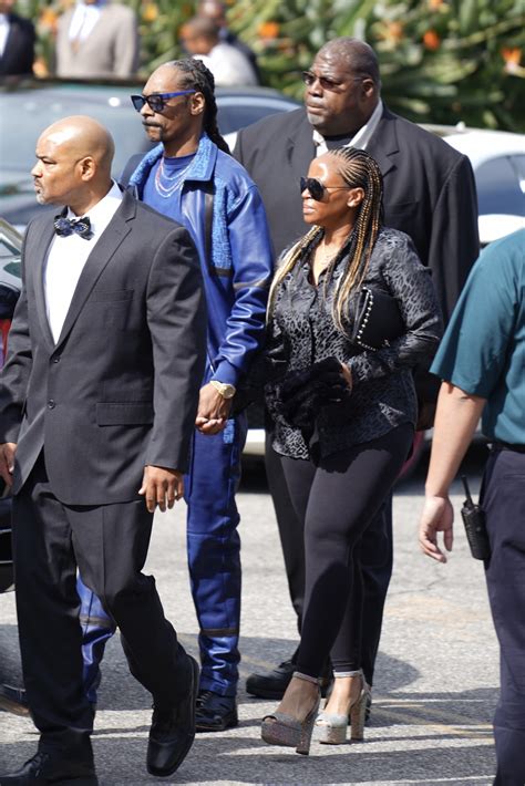 Page 3 Of 7 Celebs Pay Their Respects At Nipsey Hussles Memorial