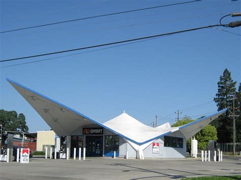 Googie 101 A Space Age Pop Architecture Primer Architizer Journal