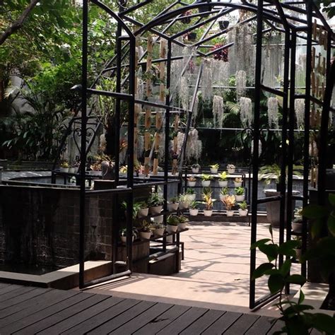 Noahs Barn Bandung Restaurant Reviews Phone Number And Photos