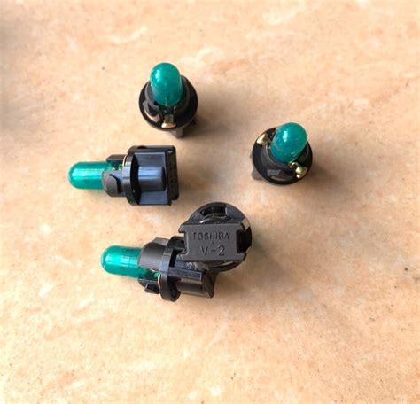 5pcs for Toshiba 12V1.2W V-2 small bulb indicator ... – Grandado