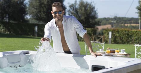 Cold Water Spa In Summer Enjoy The Jacuzzi To Cool Off