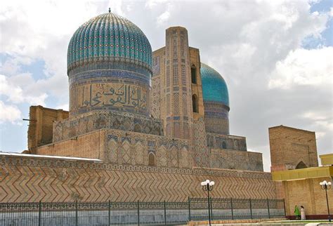 تعرف على مسجد بيبي خانم الشهير في سمرقند ام القرى