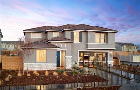 828 Divot Ct Perris Ca 92571 Redfin