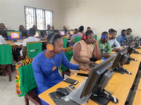 Yamoransa Model Lab 12 With Makerspace Asanka And Edulab Gold Techaide