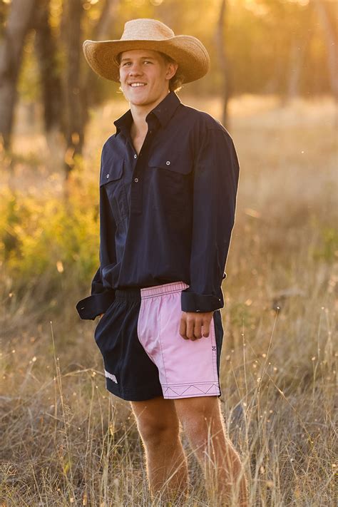 Crowbar Golders Australia