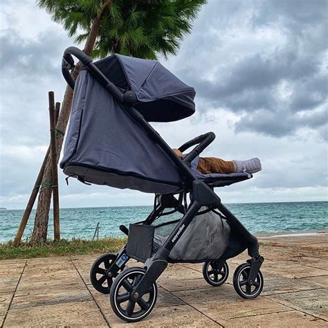 Easywalker Jackey – лёгкая прогулочная коляска с автосложением, купить ...