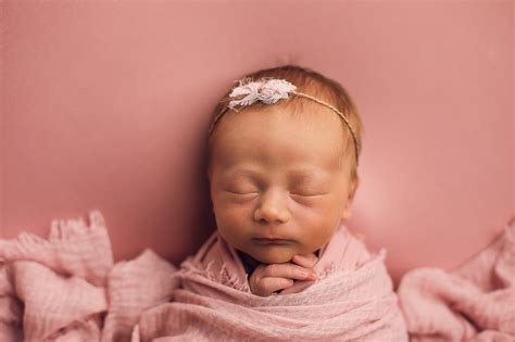 Meet Evalyn 💟 Hint Of Whimsy Photography