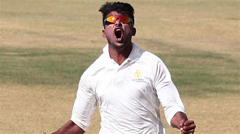 Ranji Trophy Quarterfinal Krishnappa Gowthams Seven Wicket Haul