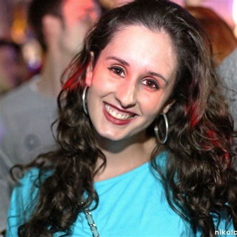 Stream Carolina Ostrowski Music Listen To Songs Albums Playlists