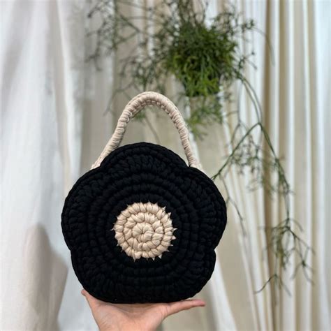 Crochet Bag 크로셰 손가방 패턴 뜨개질과 코바늘뜨기 코바늘뜨기 기법