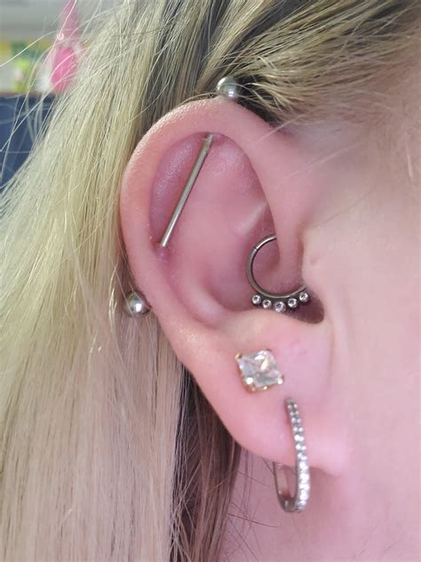 Piercer Told Me To Use Tea Tree Oil On Piercing Bumps Rlegitpiercing