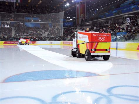 Zamboni Ice Resurfacing Machines Realice
