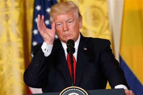 Tek Sad KreĆe Haos Objavljeni Novi Epsteinovi E Mailovi U Njima Se Spominje Donald Trump