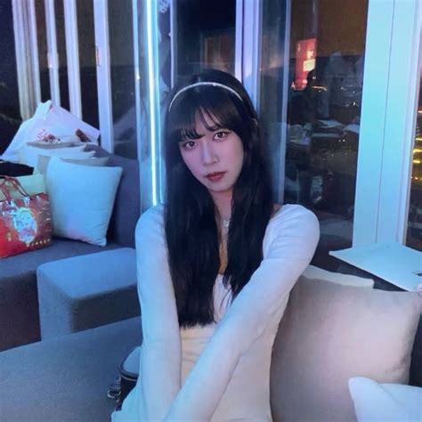 Chin Cchin • Threads Say More