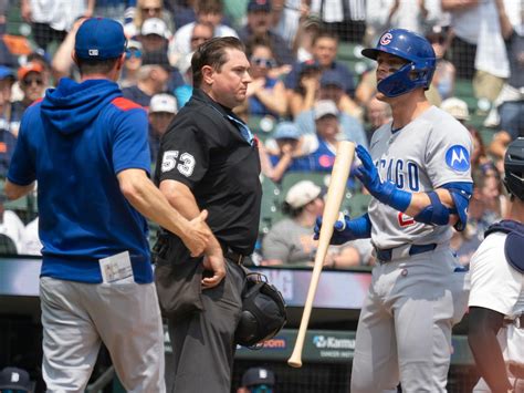 Mlb Umpire Derek Thomas Gets 3rd Strike Call Wrong Makes Matters Worse With Swift Ejection Of