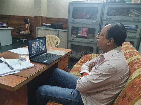 Dr Sanjay Jaiswal On Twitter लॉकडाउन ने भले ही हमारे क़दमों को बांध रखा है लेकिन हमारे