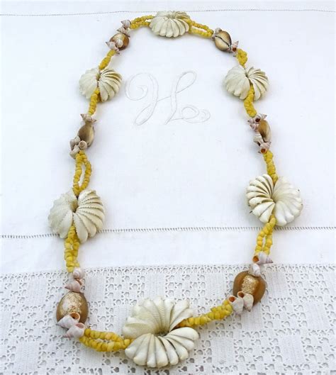 Vintage Hawaiian Lei Shell Style Necklace Retro Exotic Pacific Island