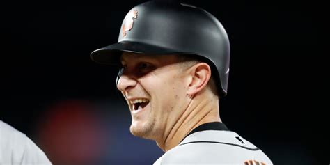 Alex Dickerson Not Ready To Rejoin Giants Lineup