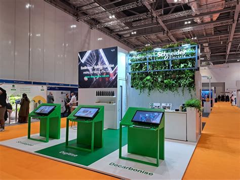 Lifeison Smartbuildingsshow Lewis Eglon Lowson