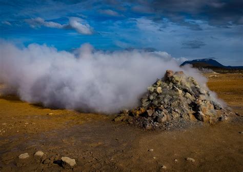 Iceland Fumarol Rob Mezzatesta Amnplified