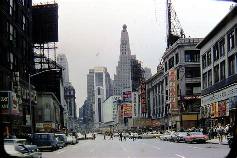 57 Stunning Color Snapshots Captured Everyday Life In New York In The