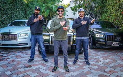 10 Ideas De Salomundo Autos Deportivos Autos Carro Deportivos