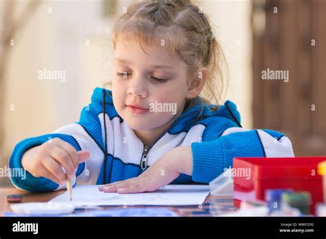 Positive House Hi Res Stock Photography And Images Alamy