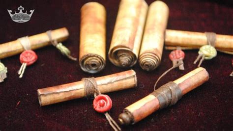 Mini Medieval Illuminated Scrolls Lady Miniac