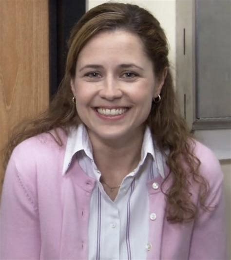 I Love Pam She Is A Great Character She Is Fun Kind To Others Even Angela Who Treated Her