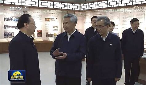 中共中央政治局常委、中央纪委书记李希来到南京大学了解党纪学习教育开展情况并召开座谈会