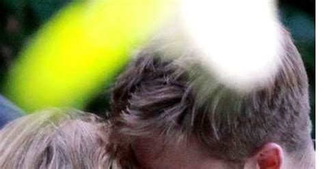 Robert Pattison şi Kristen Stewart Sex Timp De 12 Ore