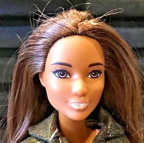 Mattel 2017 Barbie Brown Hair Brown Eyes Rigid Body Hispanic 2016 Head