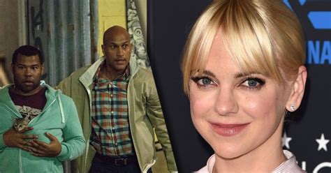 The Story Behind Keanus Hilarious Anna Faris Cameo