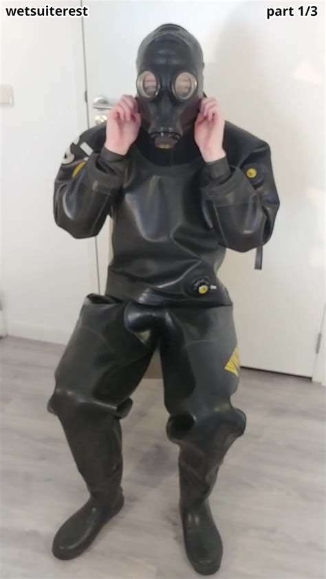 Putting On Heavy Rubber Viking Drysuit Gasmask Latex на русском
