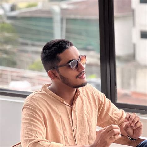 Muhammed Uvais Uvaisubu • Threads Say More