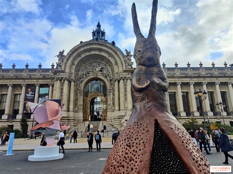 Art Basel Paris 2025 Contemporary Artworks Take Over Avenue Winston