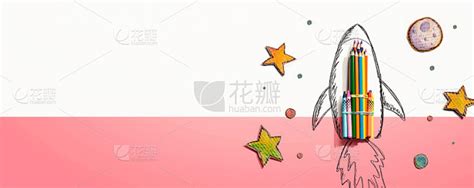 带着火箭和彩色铅笔回到学校主题