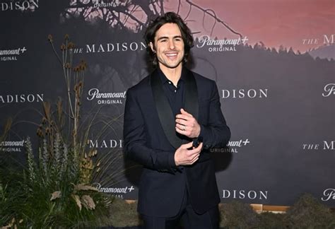Meet Ben Schnetzer Who Plays Deputy Sheriff Van Davis In Taylor