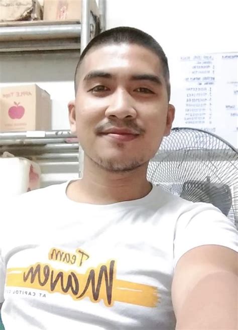 Hans Uwe Huber Aus Bad Hersfeld • 28 • Er Sucht Ihn Kontakt • Für Mehr Als Nur Sex